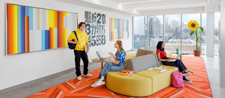 Earn your art and design degree online through SCADnow | SCAD.edu