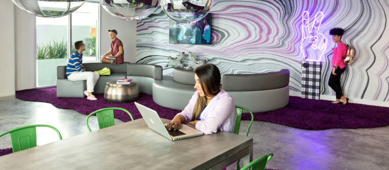 Earn your art and design degree online through SCADnow | SCAD.edu