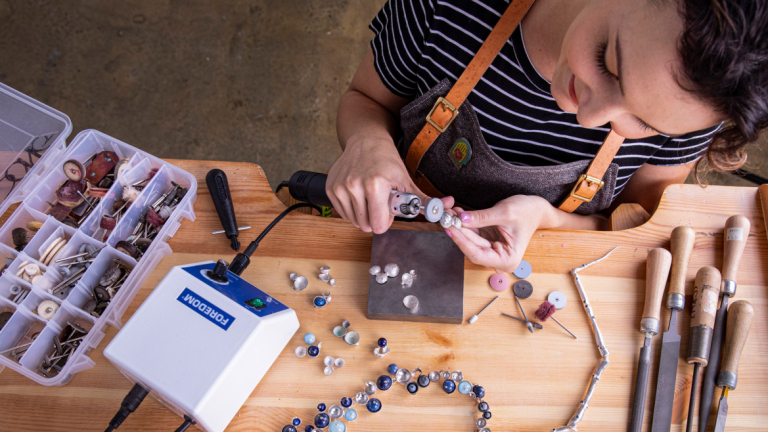 Jewelry Careers: Become an Accessories Designer, Fine Jeweler & More at ...